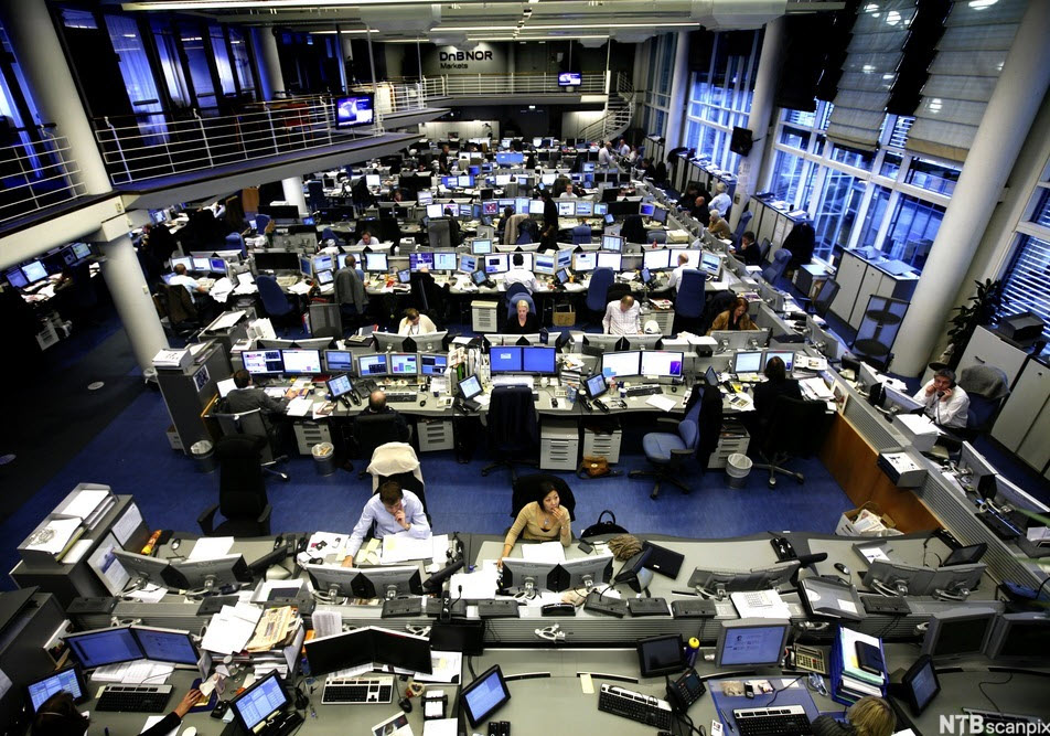 Trading Floor Furniture Modern Styles and Trends - Saraval Industries, Corp